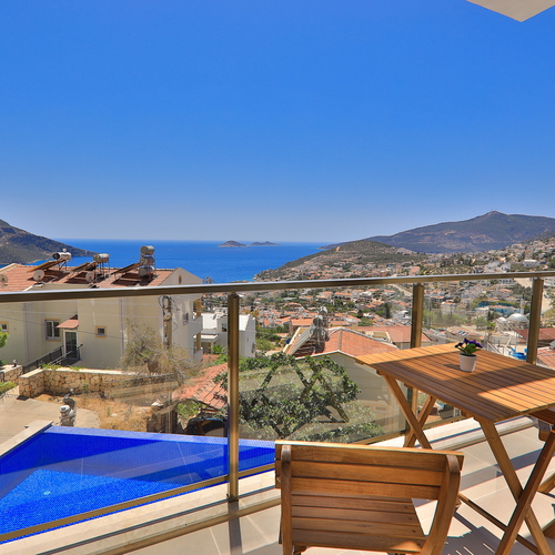 Villa Royal Merchant